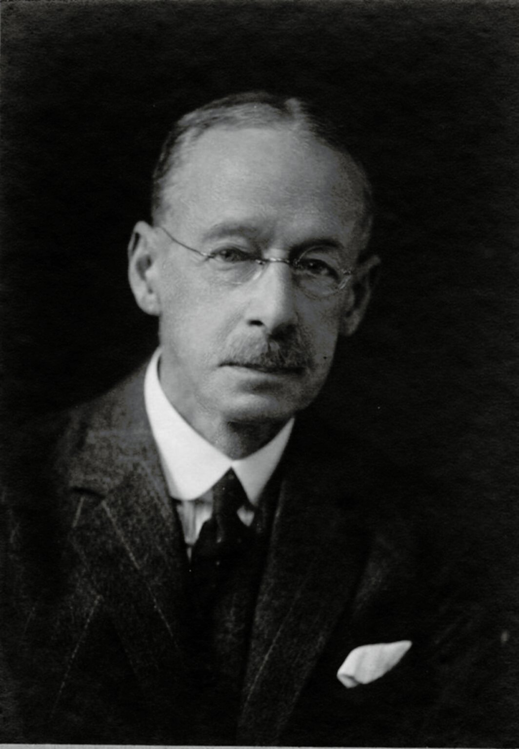 George Gerald Henderson • Biografias • Quimicafacil.net